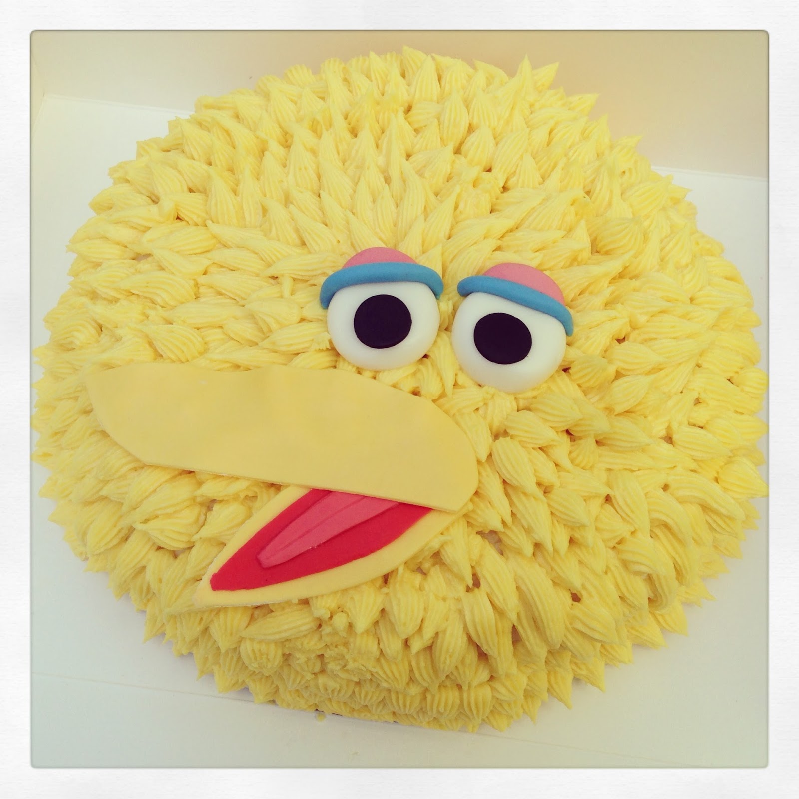 Karess' Kreations: Jennifer's Dessert Table & Tejas's Big Bird Cake