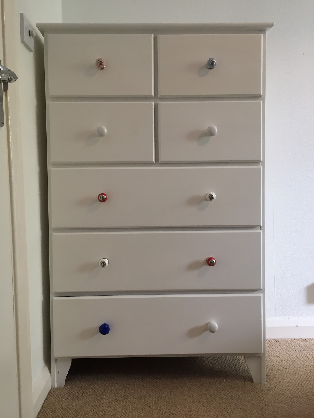 Stitch 'n ' Knit: Chest of drawer upcycling 1/2