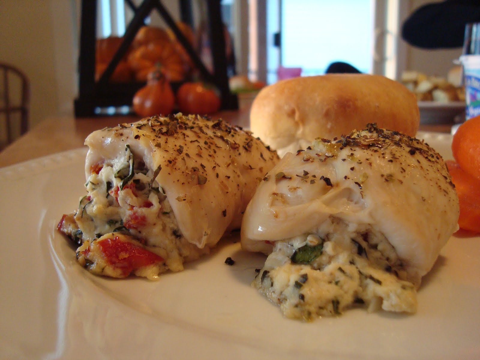 EAt iT uP: Cheesy Stuffed Chicken