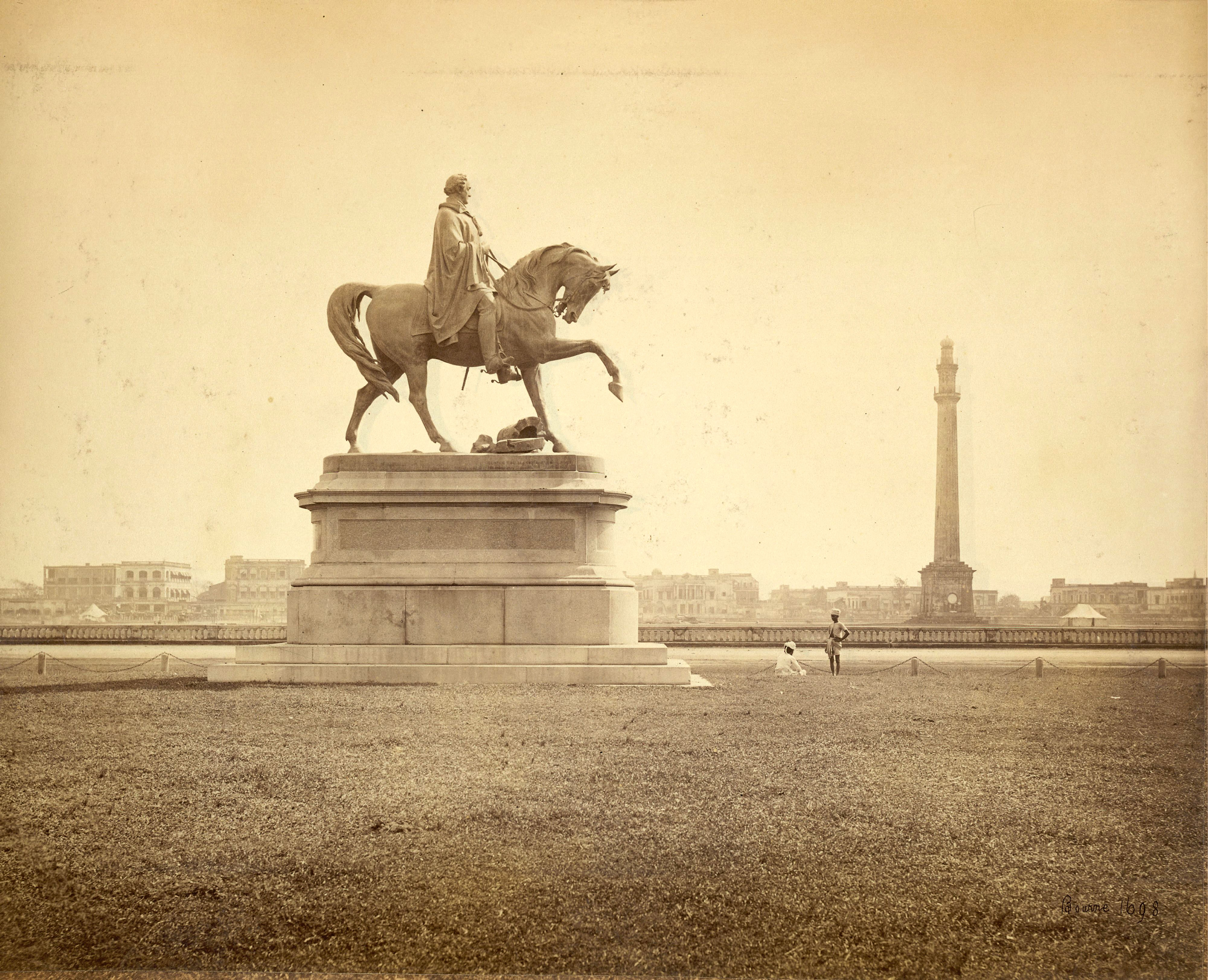 Lord Hardinge's statue & the Ochterlony Monument - Calcutta (Kolkata ...