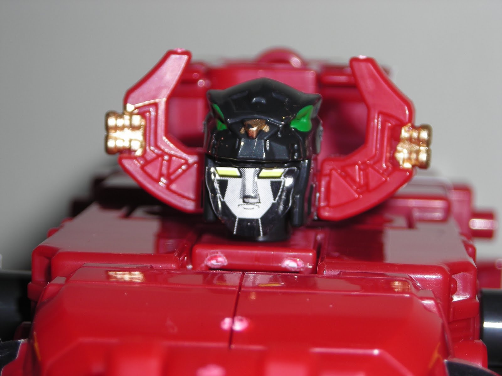 My Shiny Toy Robots: Toybox REVIEW: Engine Sentai Go-Onger mini-pla ...