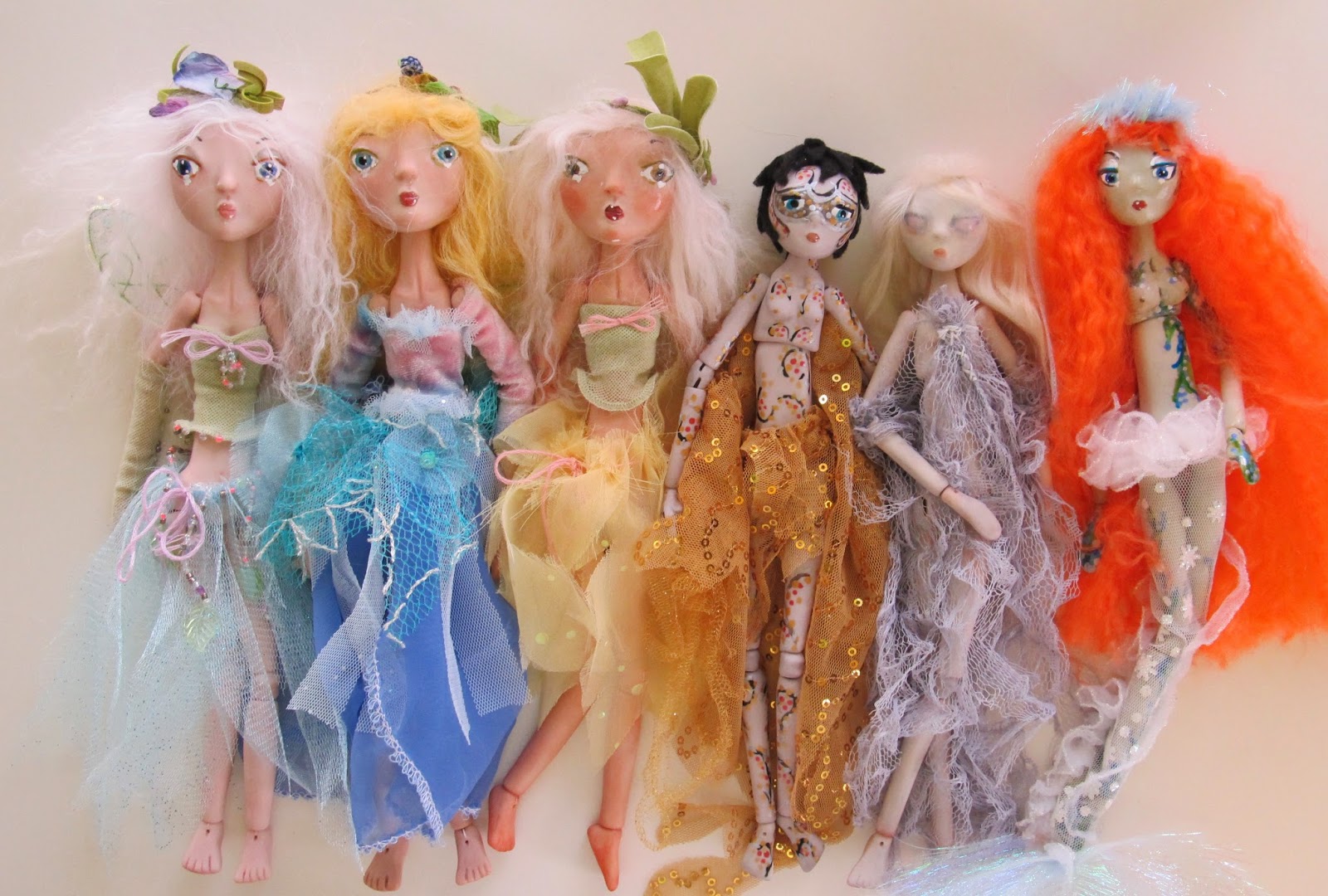 KAERIE FAERIE: SIX PORCELAIN PUPPETS