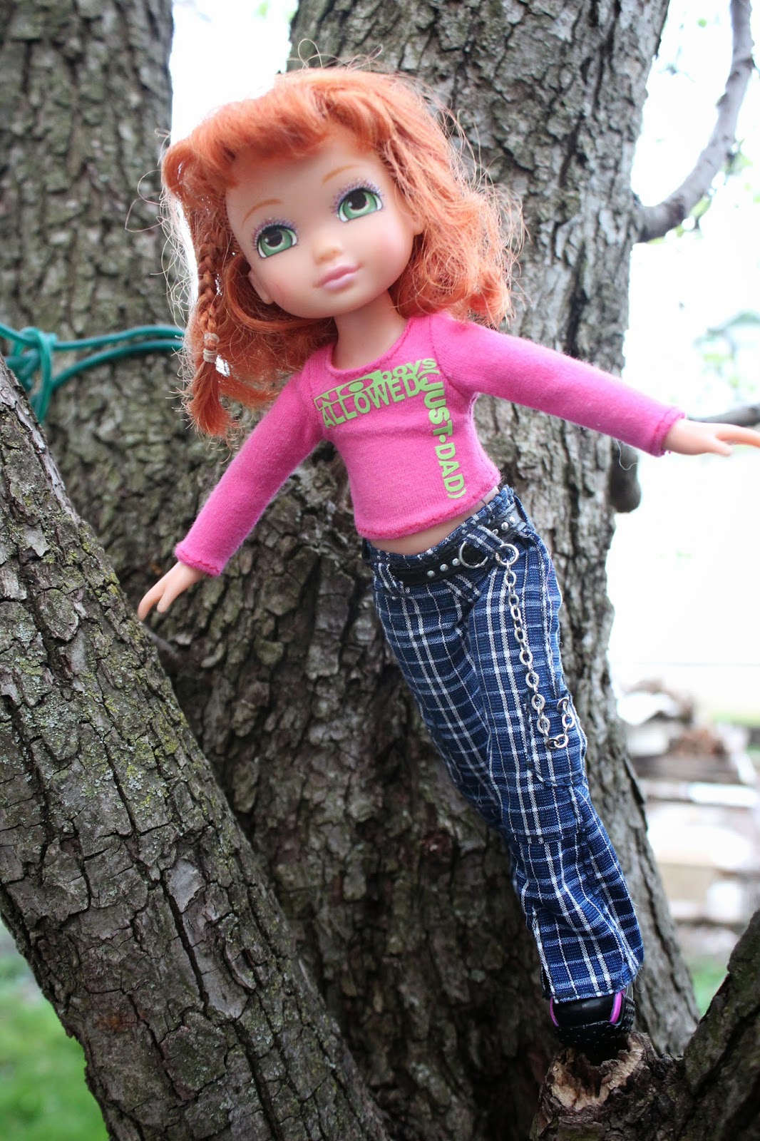 PLANET OF THE DOLLS: Doll-A-Day 119: 4 Ever Best Friends Noelle