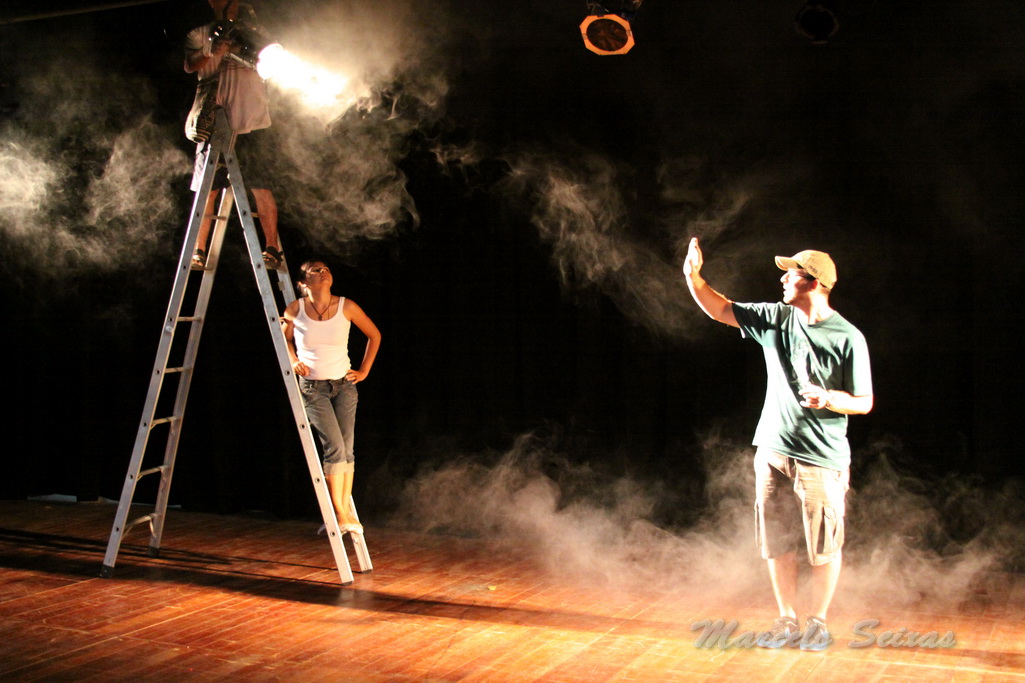 Programa de Educación Artística: LAS TAREAS EN UNA PUESTA EN ESCENA