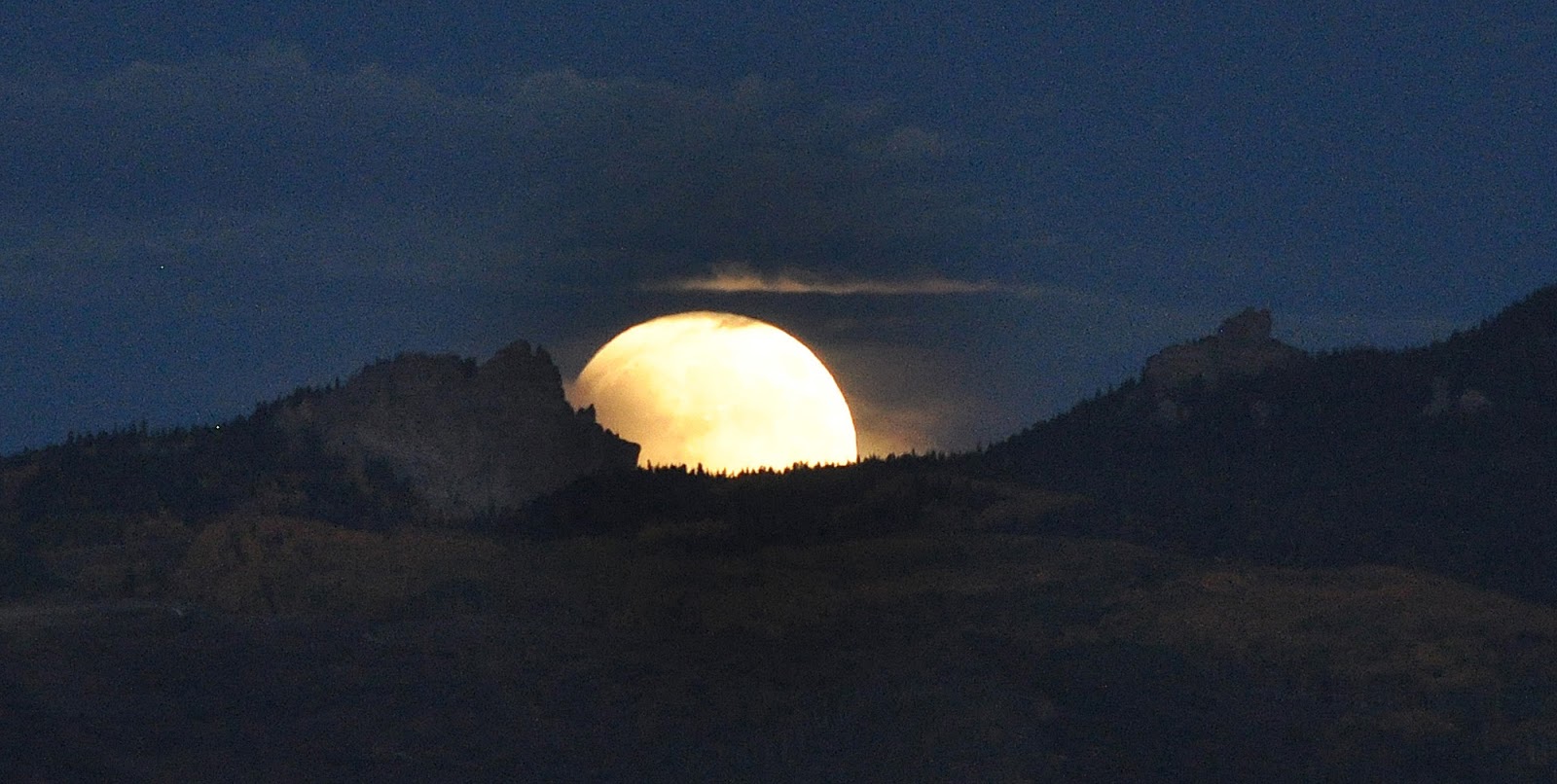 Fine Art of Photography: FULL MOON PRIOR TO ECLIPSE September 2015