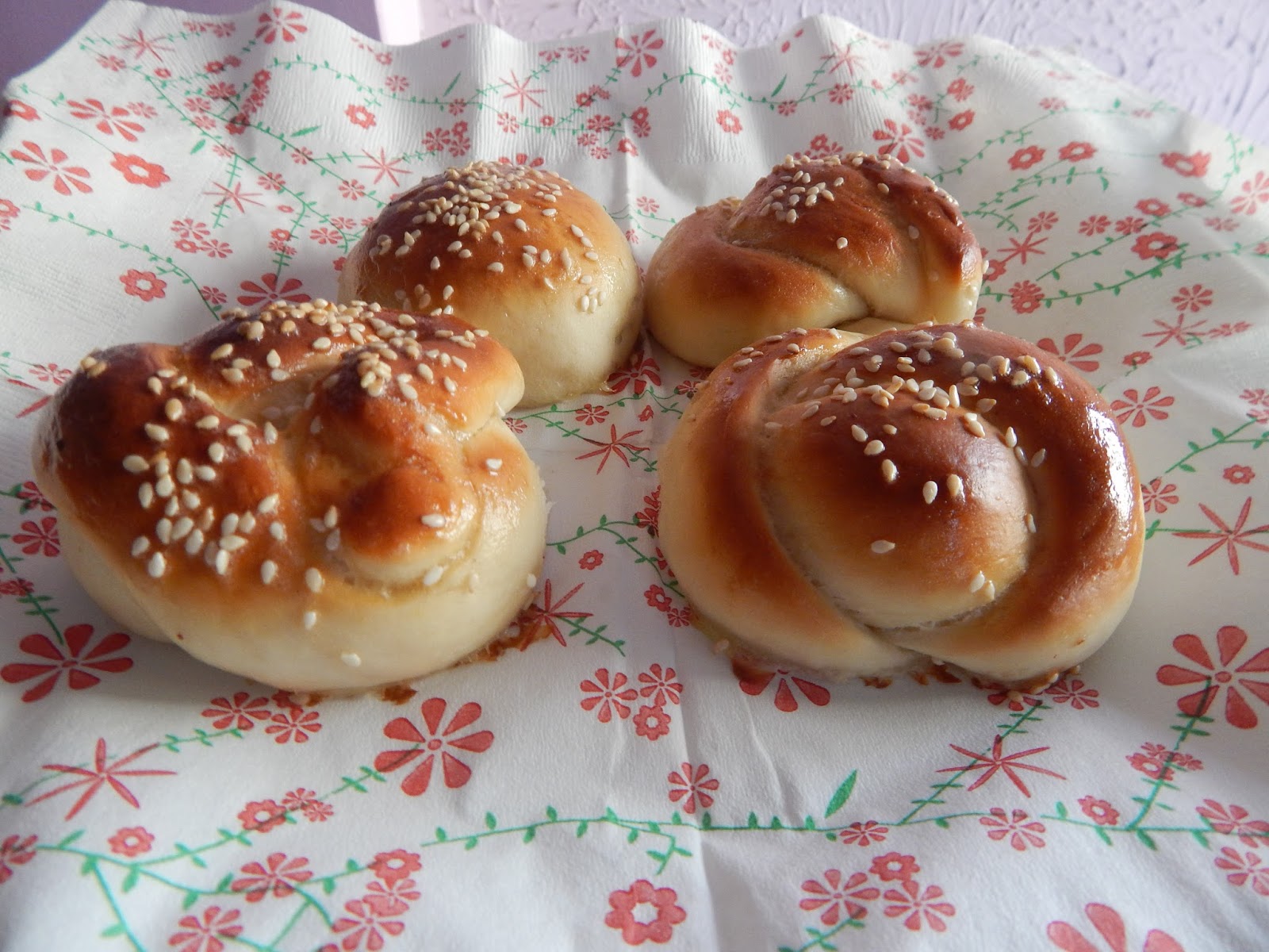 Sweet Buns / Bun Maska or Bread Butter Jam - Sneha's Recipe