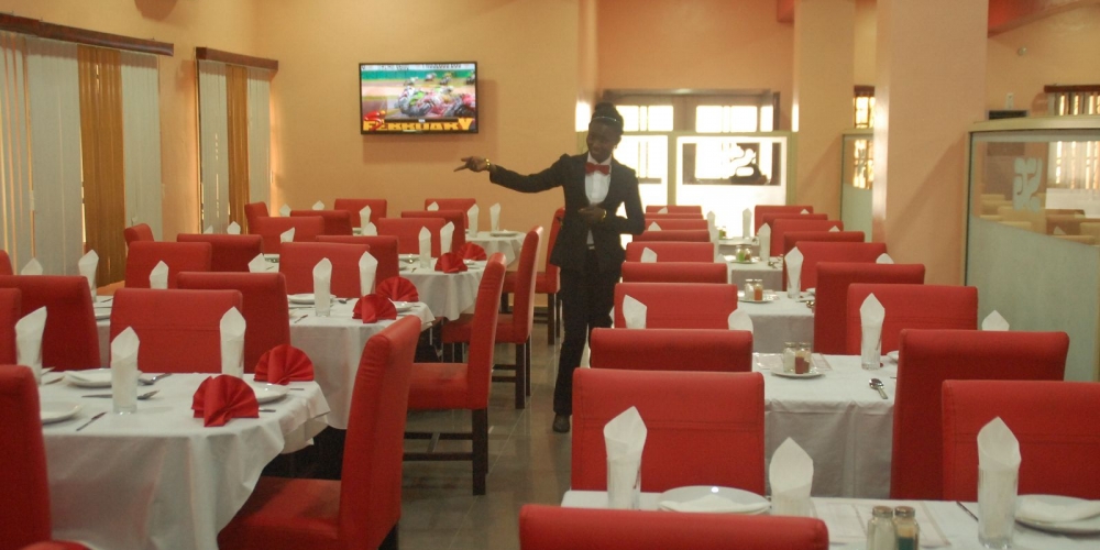AMEKOP GIST…: Exclusive restaurants in Uyo and Location