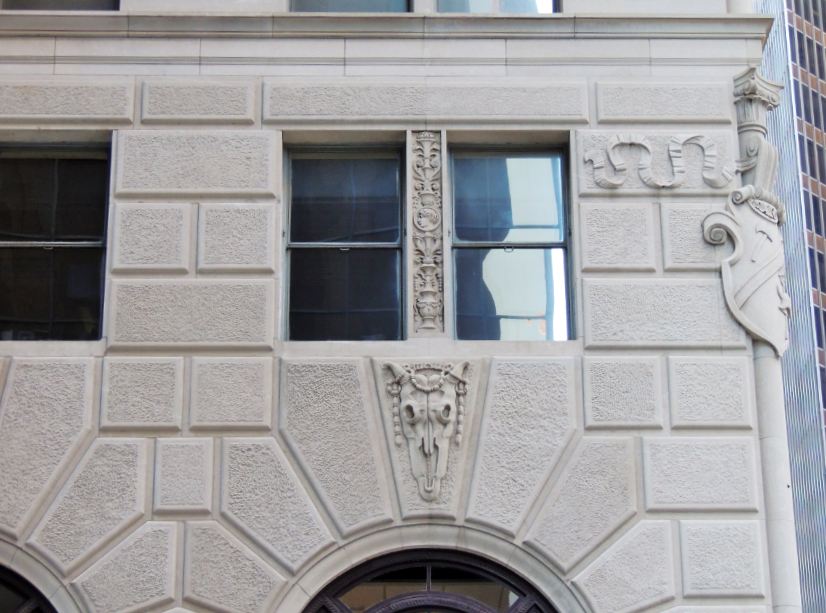 Houston in Pics: Chase Bank at Historic Gulf Building (1929) in Downtow