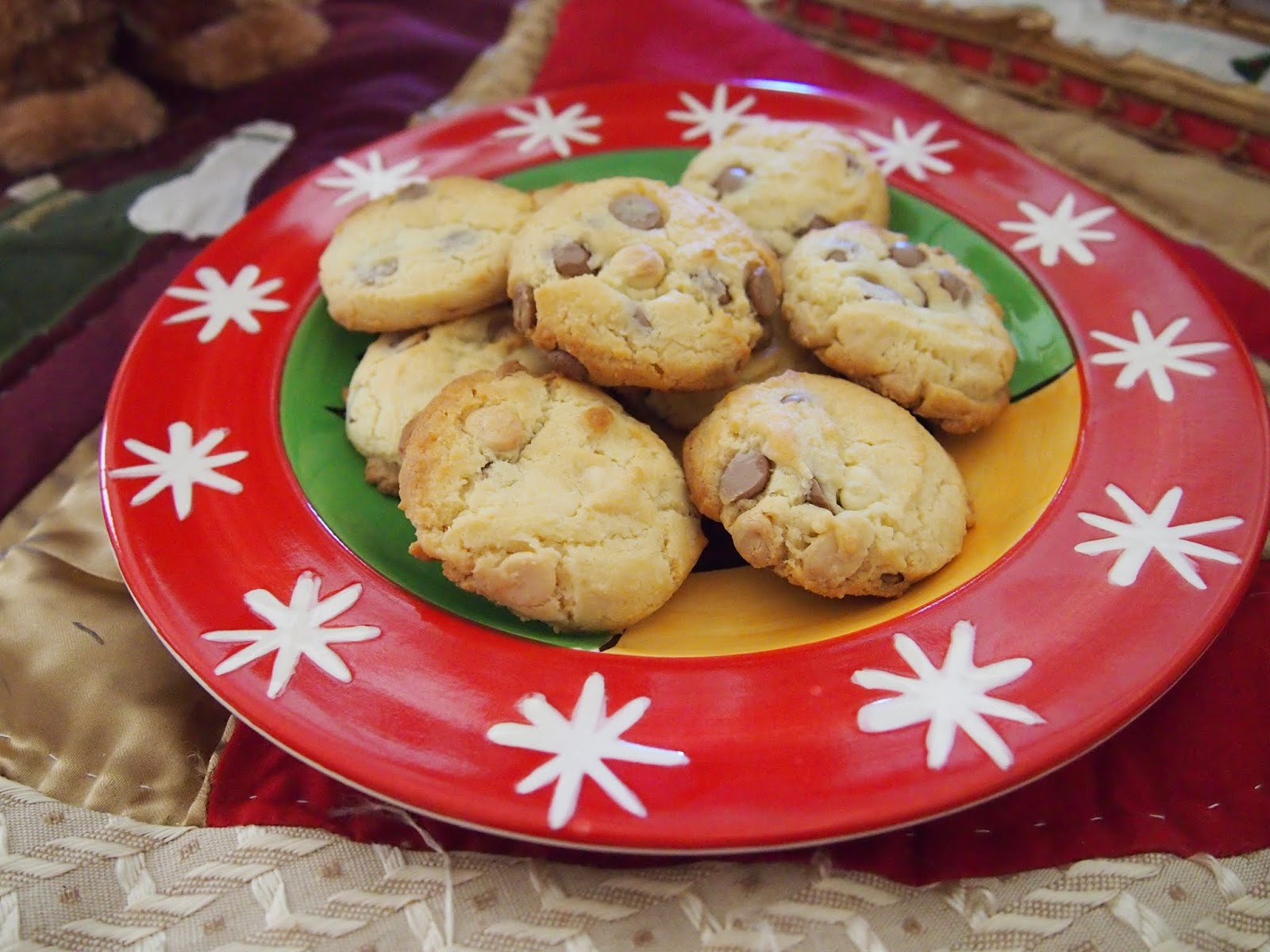 Sweet Inspirations By Sarah: Chocolate Chip cookies for Santa