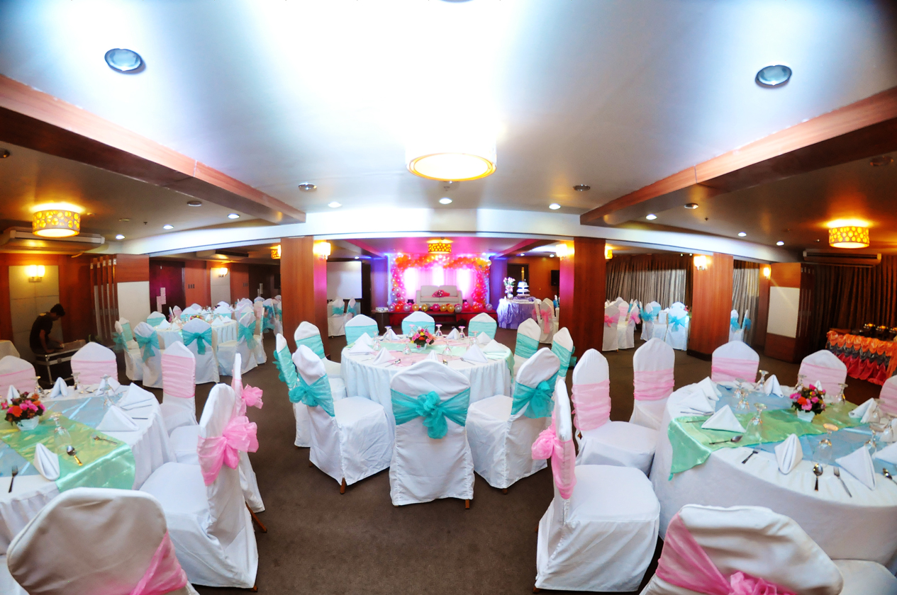 lifestyleandetcetera: Goldberry Suites and Hotel