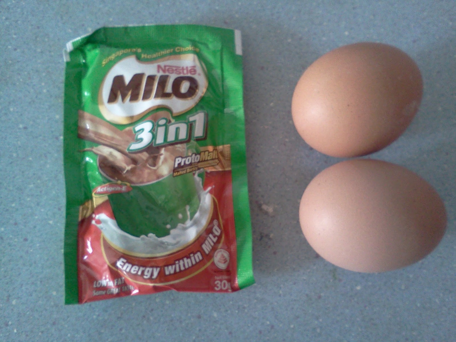 Yummy Bit Bit: Half Boiled Eggs with Milo 半生熟鸡蛋配美禄