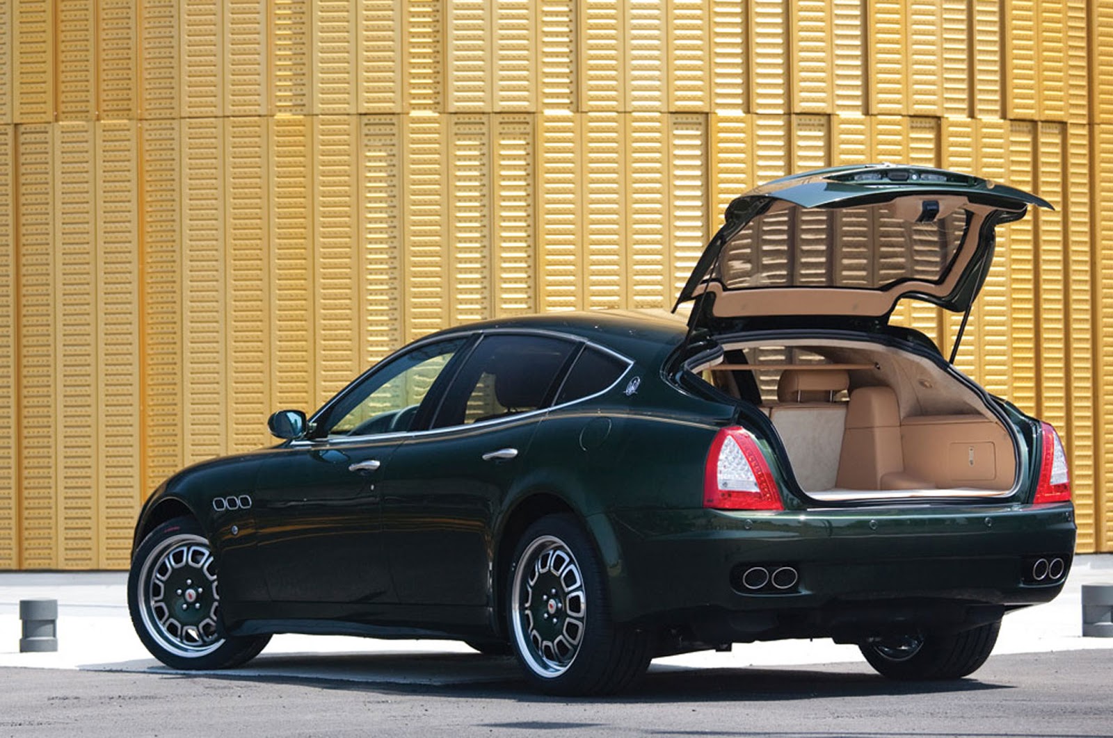 REVolution: 2009 Maserati Quattroporte Bellagio Fastback Touring