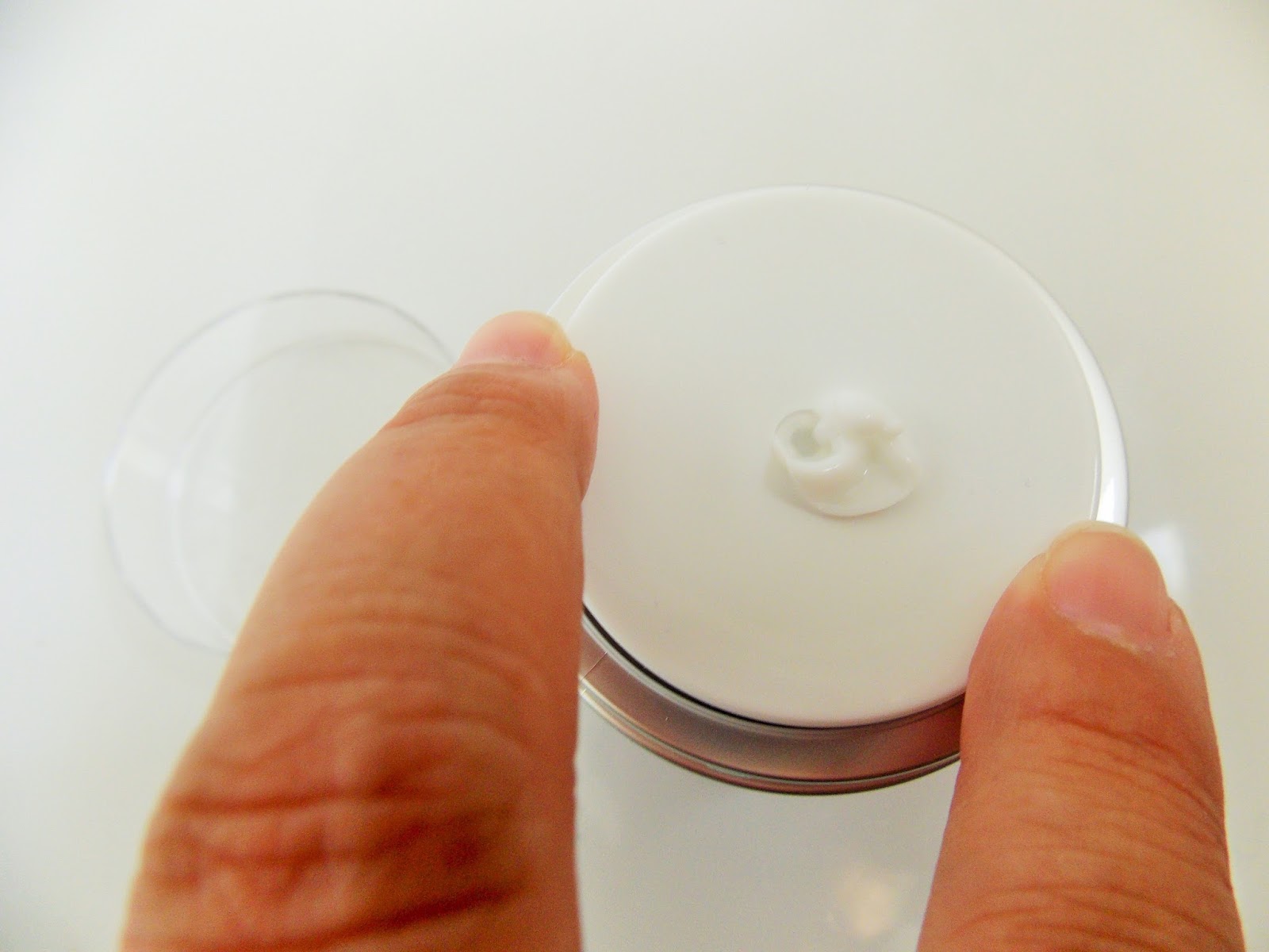 Skinn by Dimitri James Launches in the UK