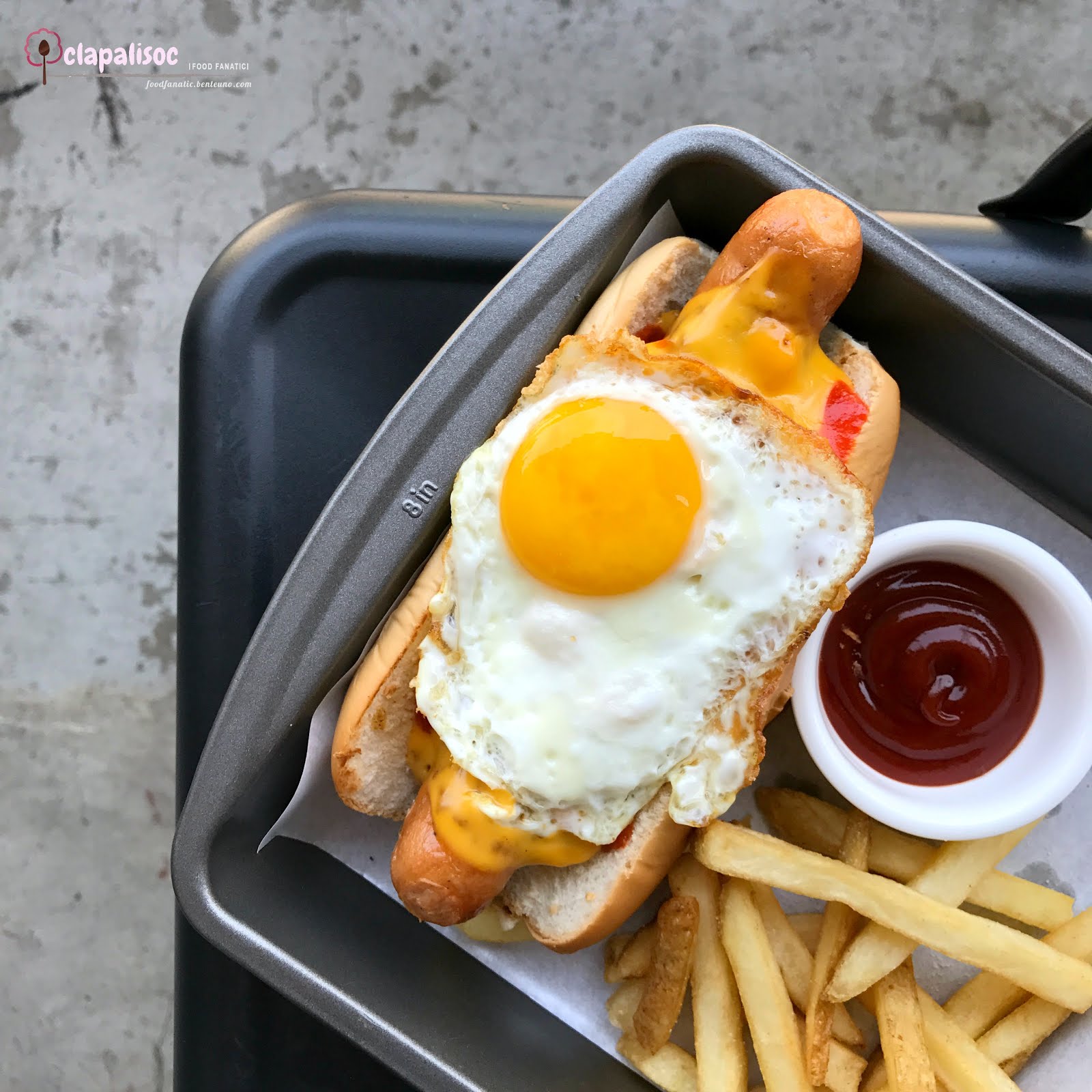 Poblacion Pub Crawl: Wicked Dogs! | |foodfanaticph| by clapalisoc