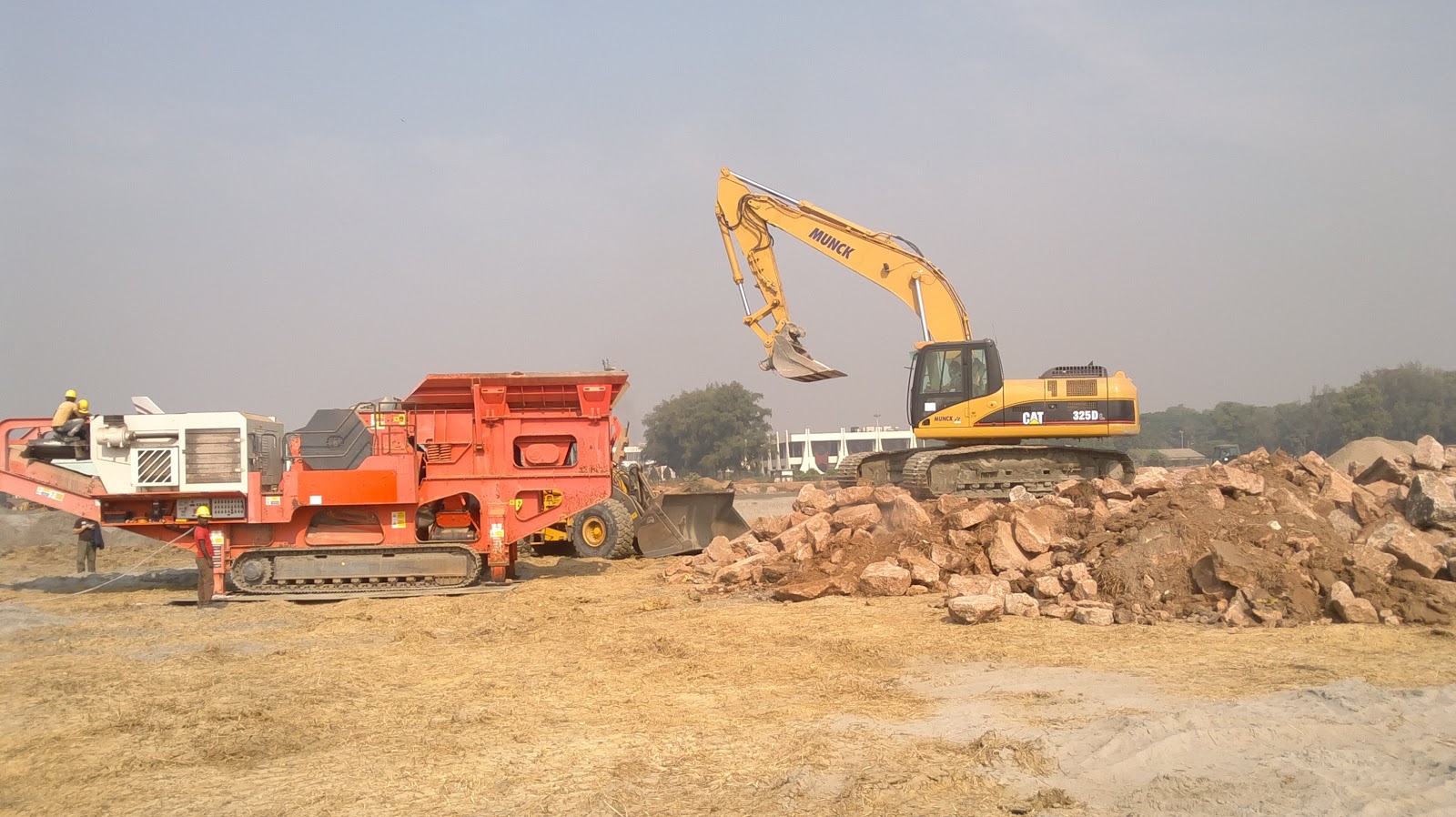 Munck Asfalt Bangladesh: Den første produktion af knuste stenmaterialer