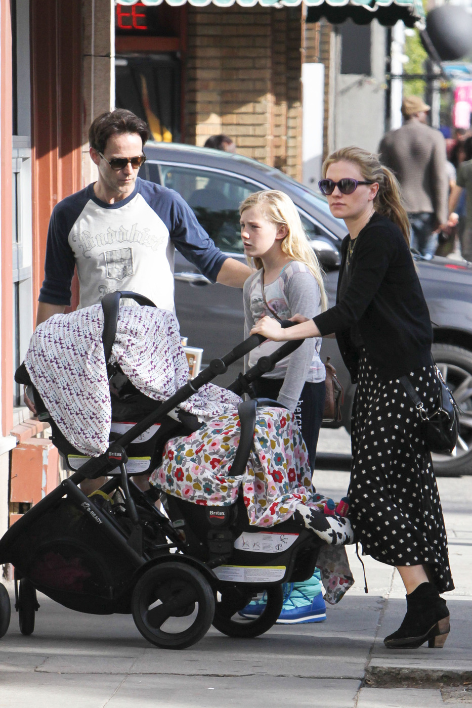 Billy - Lilac - Charlie - Poppy : Anna and Stephen take their newborn ...