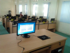 LAB BAHASA: Jenis-Jenis Lab Bahasa