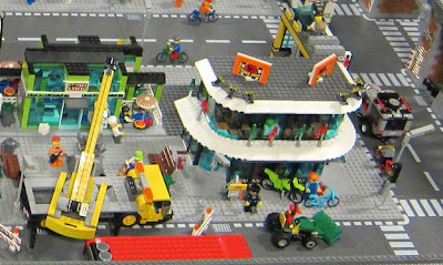DeToyz: Lego 60026 Town Square
