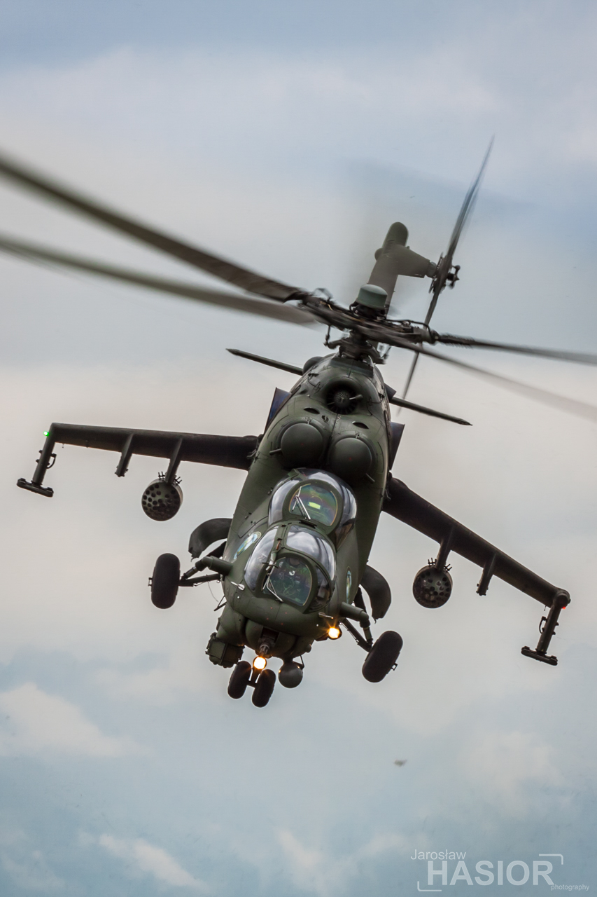 Jaroslaw Hasior Photography: The Flying Tank's memories