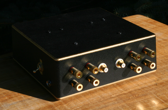 FLEAWATT : Vertical Bi-Amp 3116D2 (Sold)