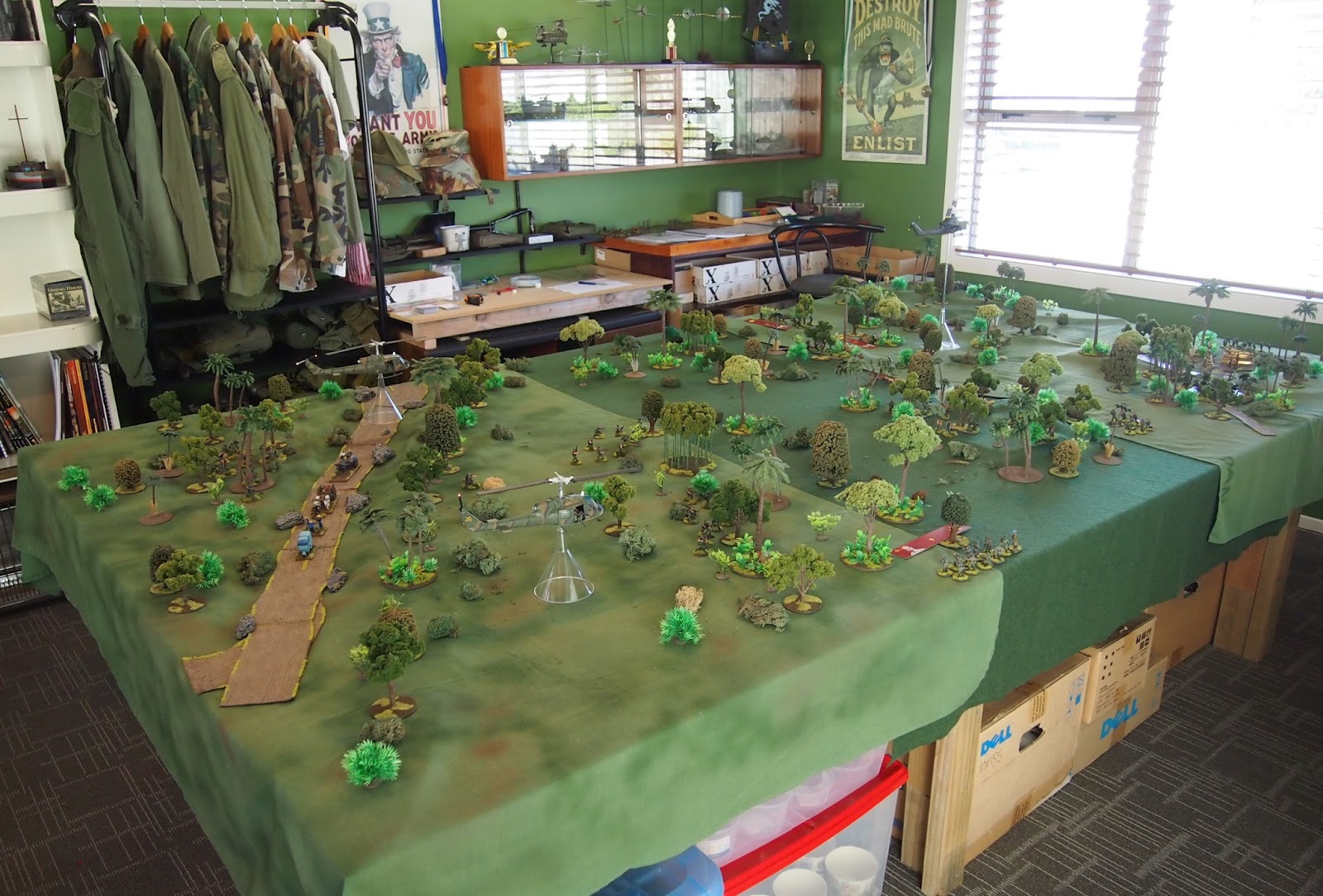 Wades World of Wargaming: New computer desk for the Wargames room.