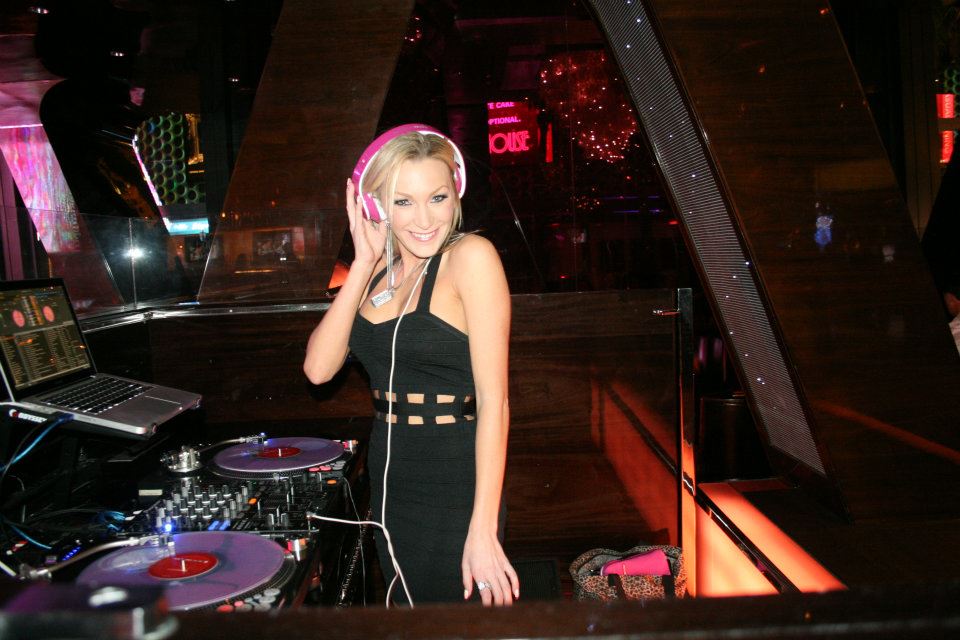 djzeroberto.blogspot.com: Dj Stephi K / Destaque