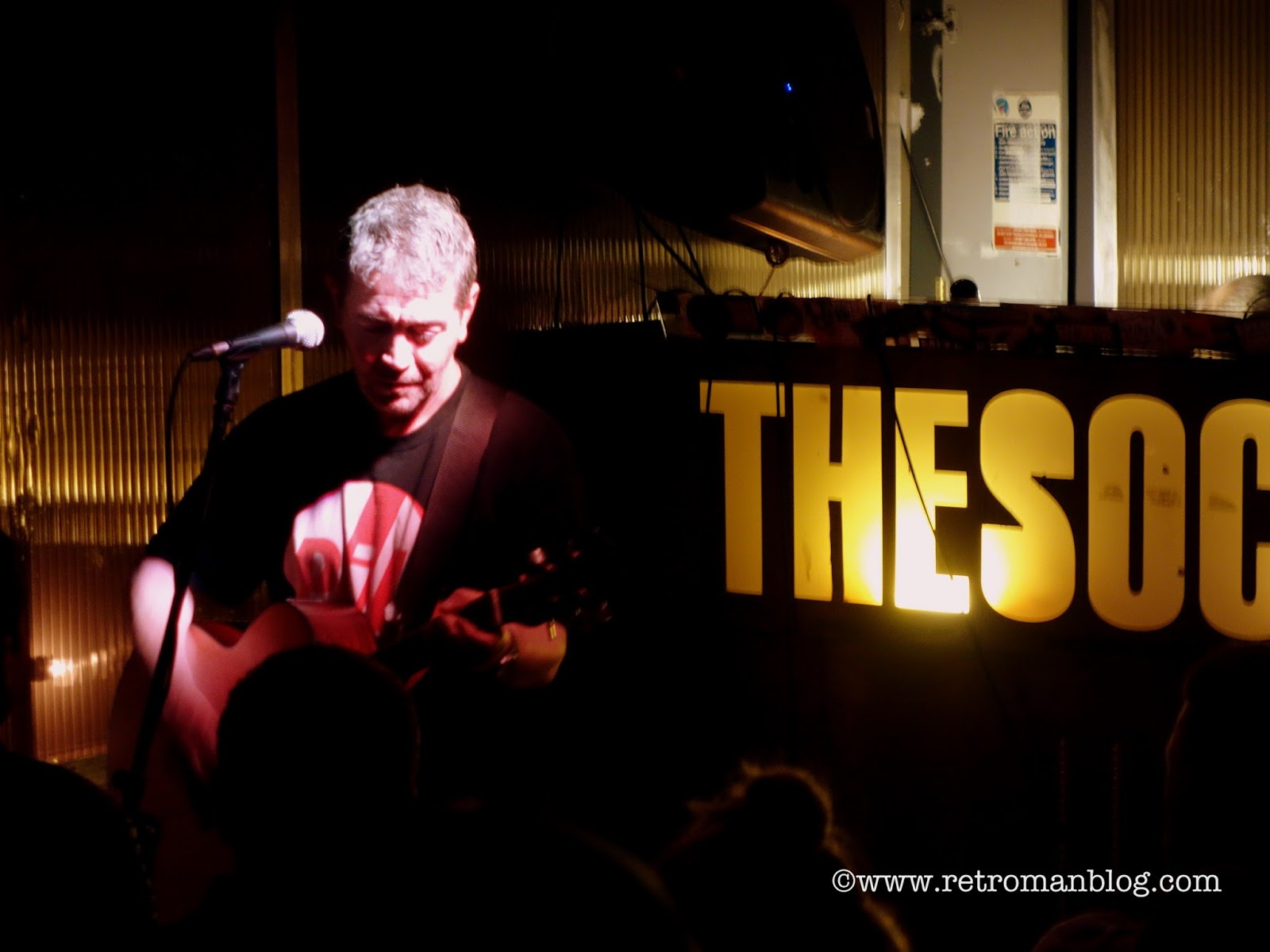 Retro Man Blog: Michael Head at The Social January 25th - Photos ...