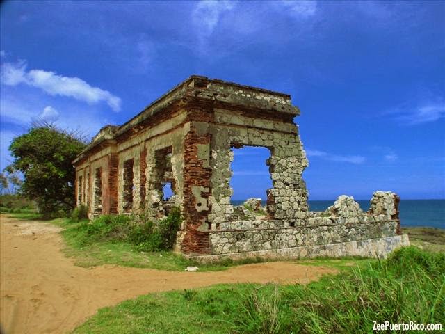 Puerto Rico, Isla Bella !!!: Ruinas Base Ramey {Aguadilla}