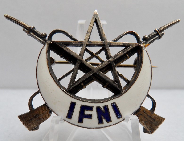 Una historia de la Policía Nacional.: Distintivo de permanencia en ...