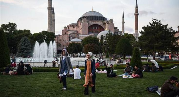 Celebrating the holy month of Ramadan in Turkey