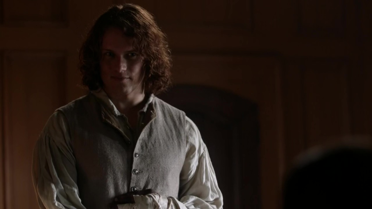 ausCAPS: Sam Heughan shirtless in Outlander 2-01 "Through A Glass, Darkly"