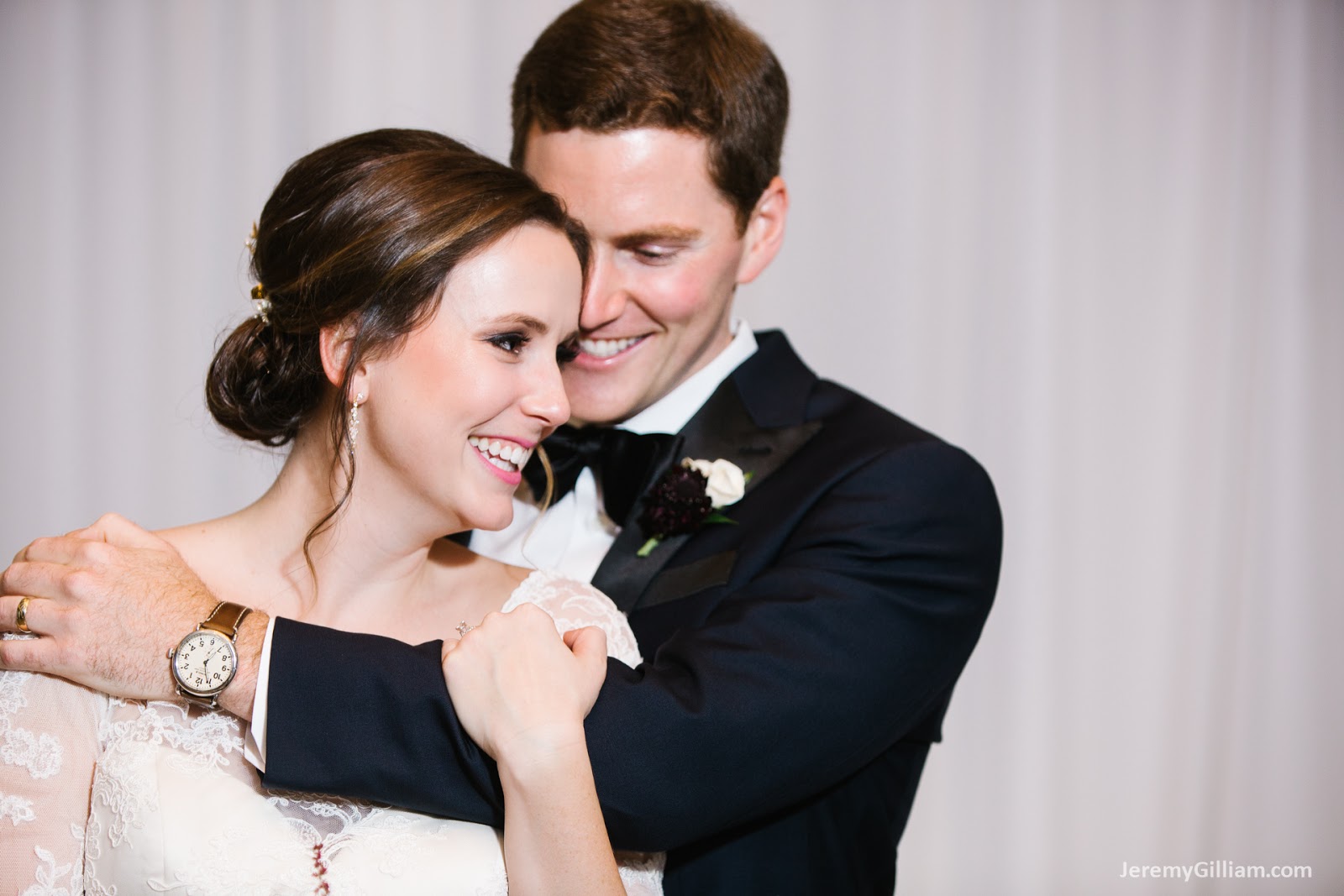 Fleurs de France: Grace & Sam Driscoll