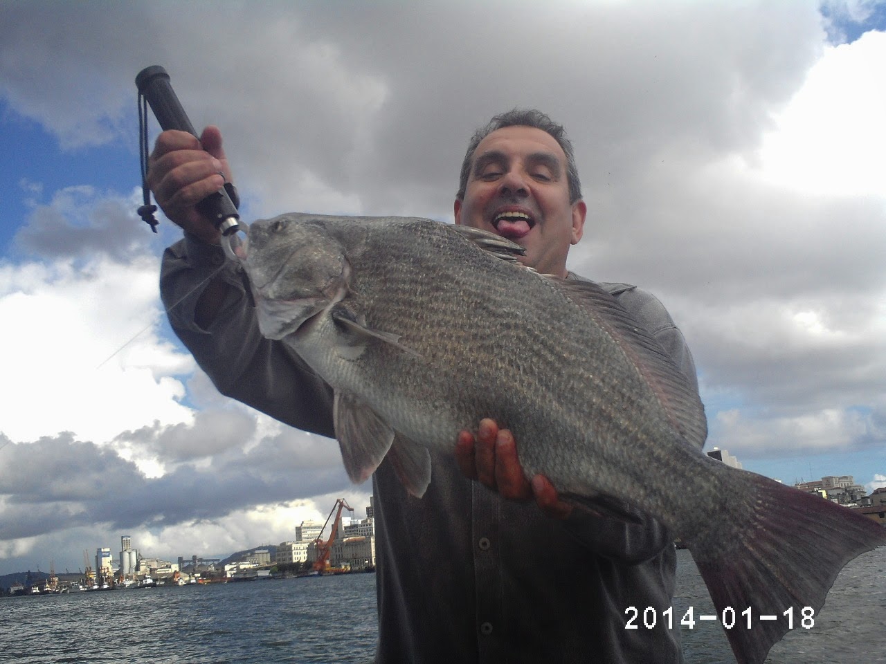 Espaço Pesca: Pescaria de Miraguaia com 8,750 Kg no Canal do Porto de ...