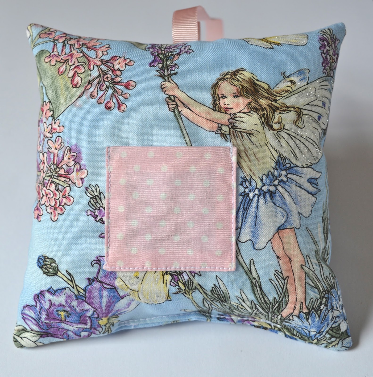 Handmade Jane: Tooth Fairy Cushion Tutorial