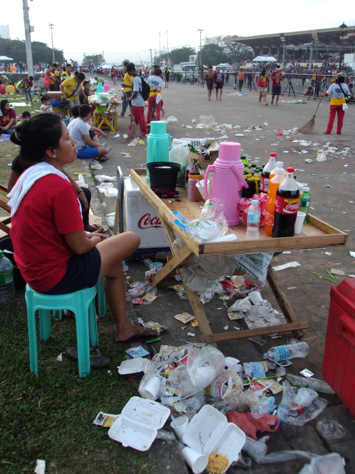 EcoWaste Coalition Frowns on Traslacion Litterbugs, Cheers Waste ...