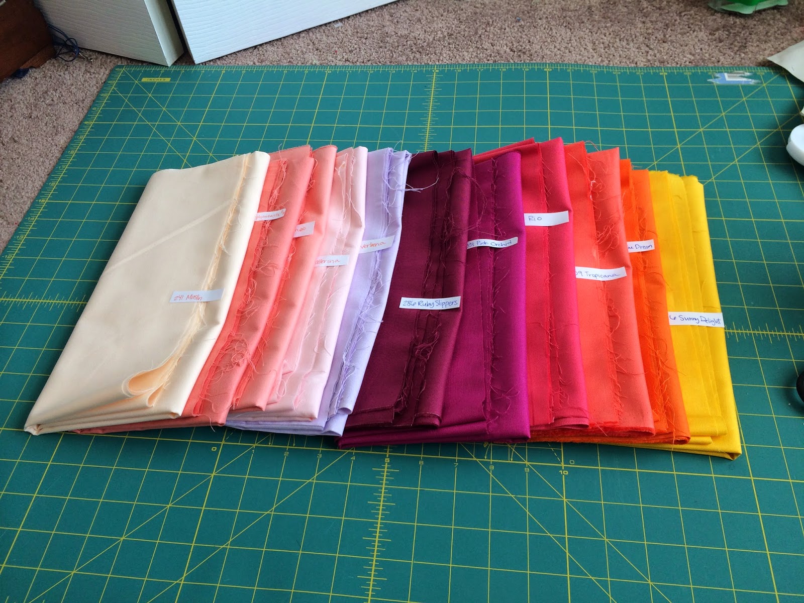 HayleySews: RJR Cotton Supreme Solids - A Summer Sunrise Quilt (free ...