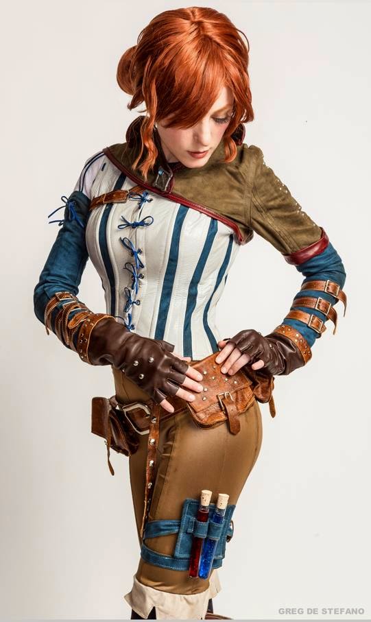 Elarte Cosplay: The Witcher - Triss Merigold Cosplay