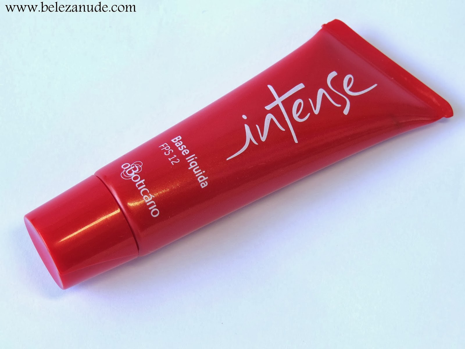 Beleza Nude: Base Intense- O Boticário