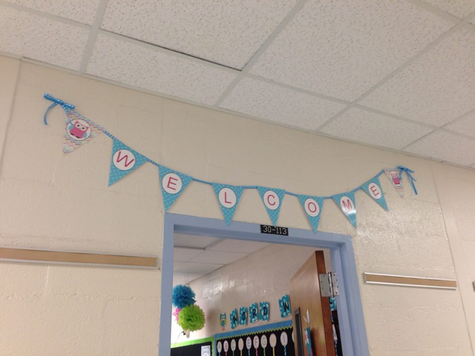 Simply the Middle: Finally - My Room Tour