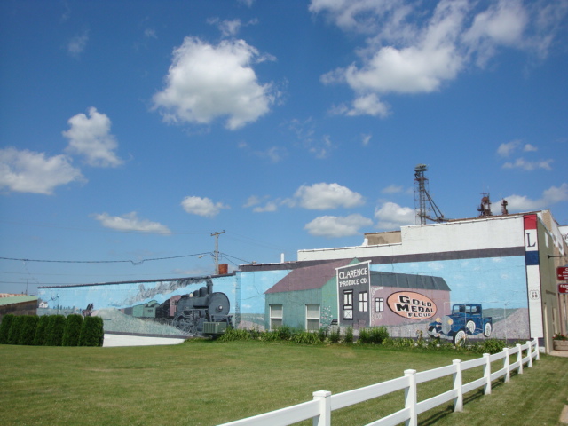 Top-of-the-Arch: FRIDAY "CLARENCE, IOWA" SKY
