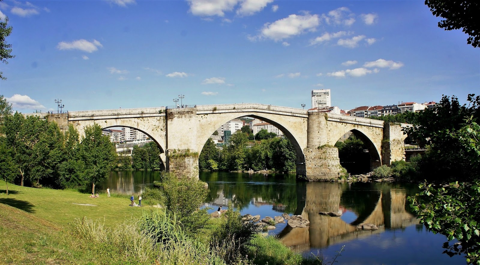 CAZANDO PUENTES: PONTE VELLA DE OURENSE