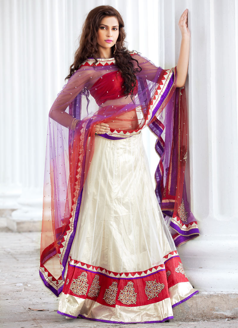 fashion tips: INDIAN TRADITIONAL LEHENGAS