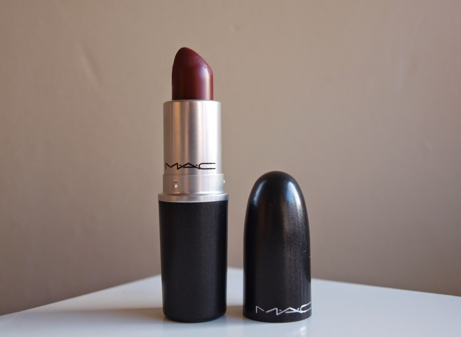 MAC Diva Lipstick Review - Emma - The Bravest Individual
