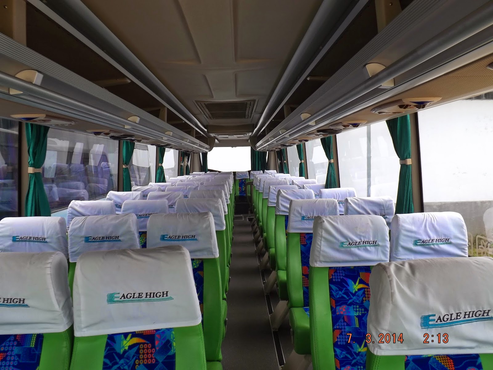 PUSAT SEWA BUS PARIWISATA