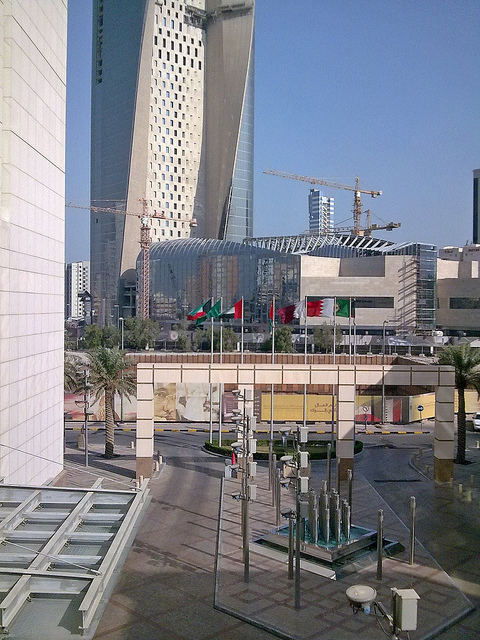 Al Hamra Firdous Tower, Kuwait - Futuristic Architecture