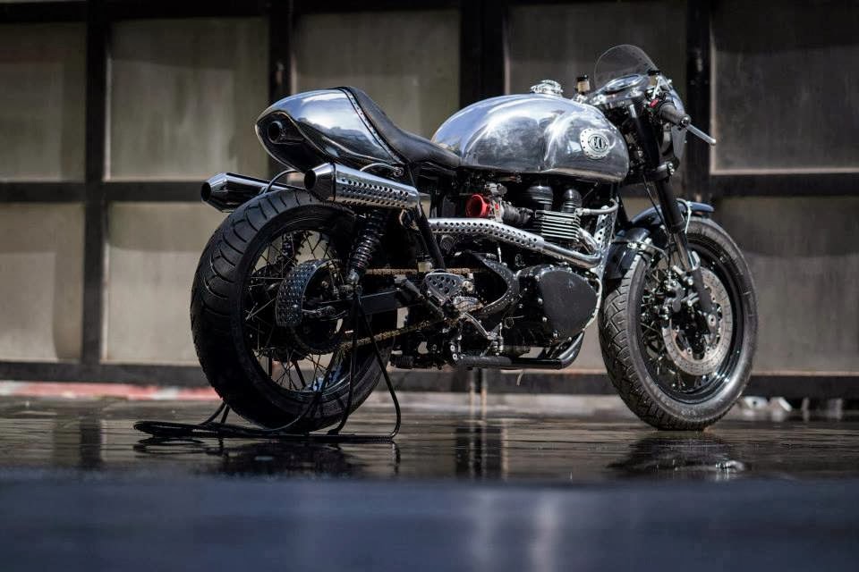Racing Cafè: Triumph Thruxton Steampunk Project 2013 by Benjie's Cafe ...
