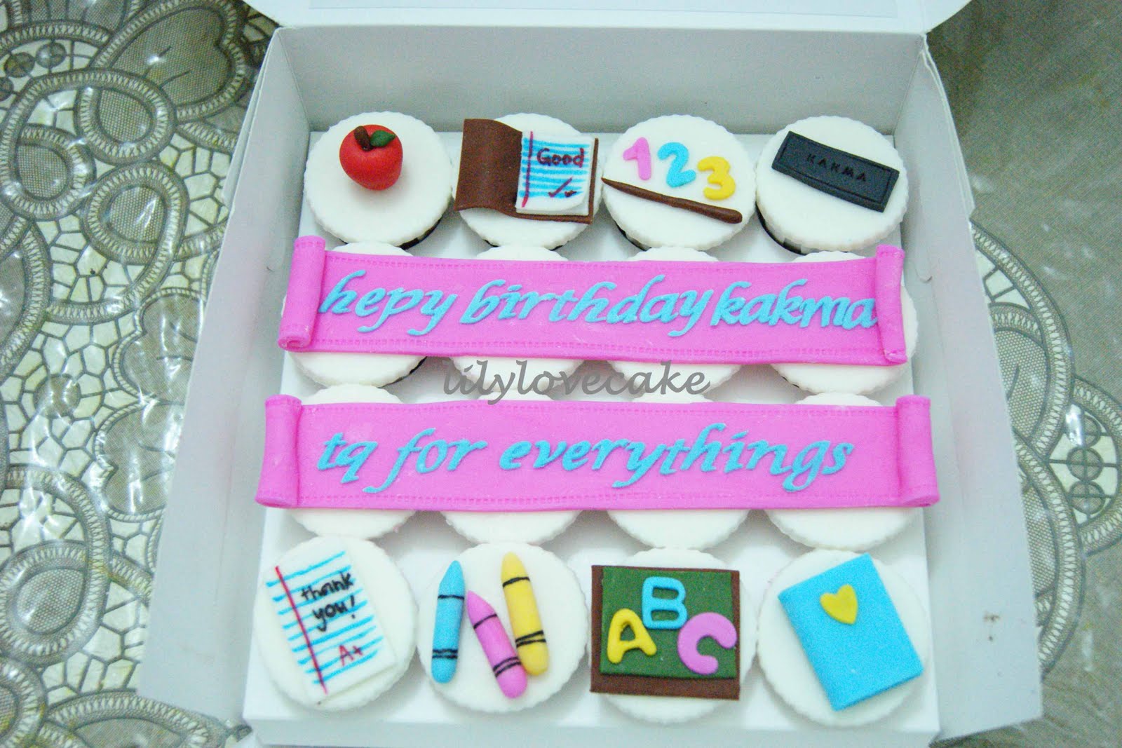 Cupcake Tema Guru :~Lily Love Cake
