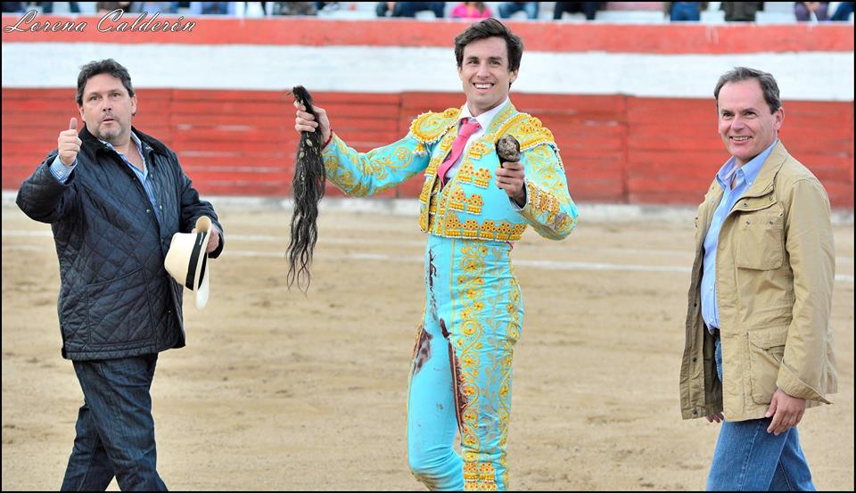 Perú Taurino: FERNANDO ROCA REY INDULTA Y SE LLEVA LOS MÁXIMOS TROFEOS ...