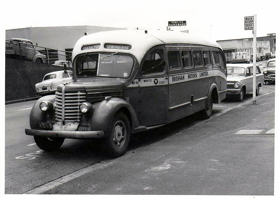 transpress nz: Diamond T bus in Hamilton, 1964