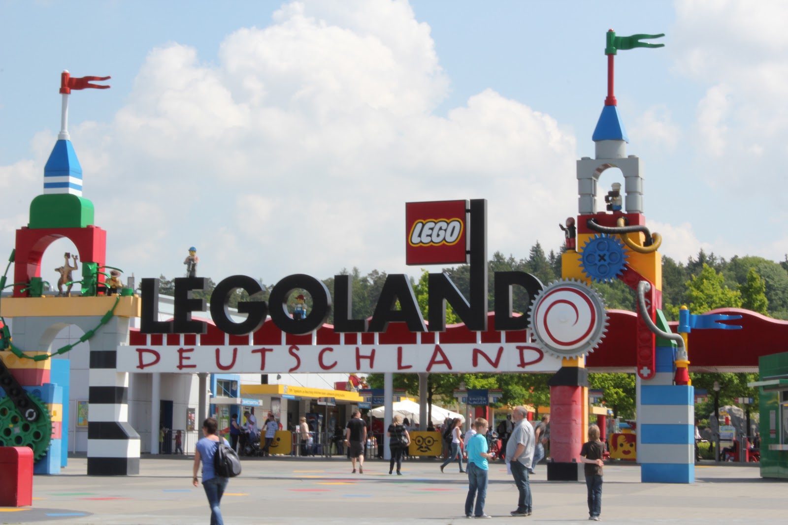 A Walk Down Narulastraße: Legoland Deutschland